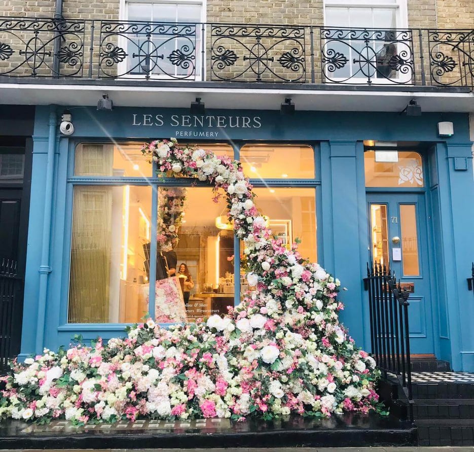 Shopfront Signage: 15 Creative Shopfront Design Ideas to Try